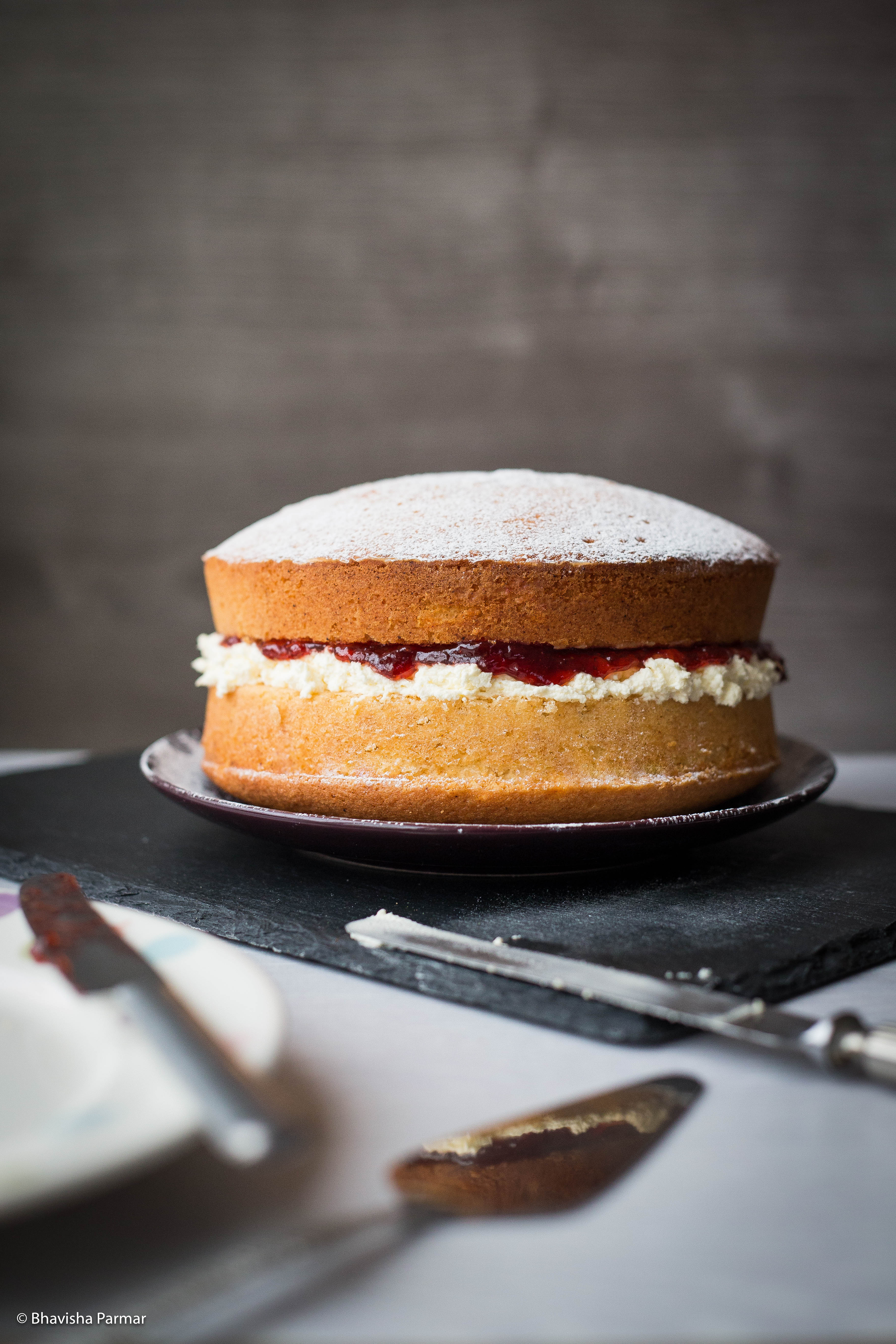 Classic Victoria Sponge? Yes please. – Cook with B…